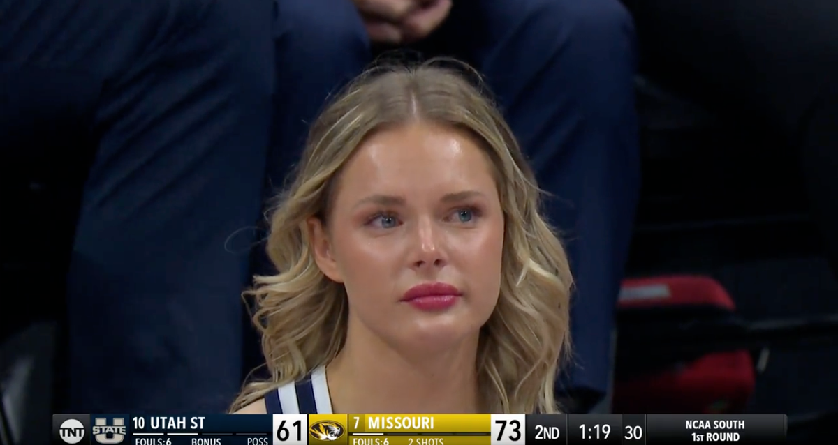 Utah State Cheerleader Responds To Viral Crying Moment ‘now Im A Meme